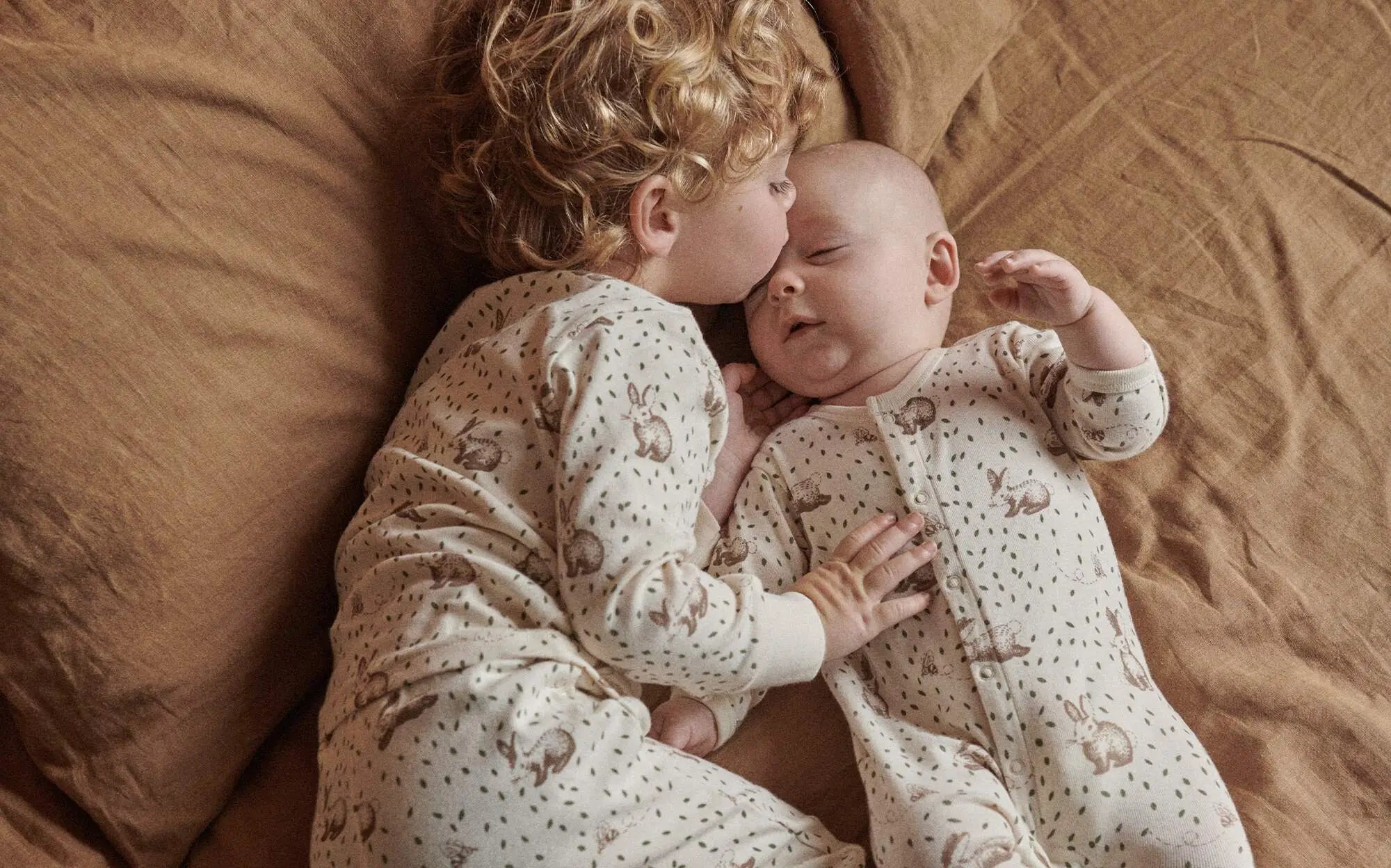 The Science of Snuggles | Sleep – Nature Baby NZ